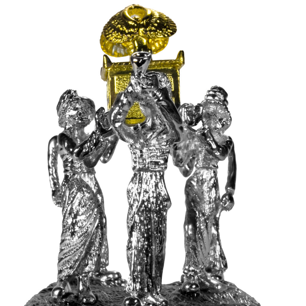 Levites Carrying The Ark Of The Covenant (Gold,Silver And Pewter on ...